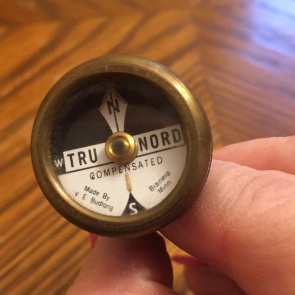 Accessories | Tru Nord Vintage Brass Long Stem Pin On Compass | Poshmark